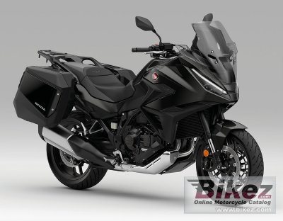 2025 Honda NT1100 DCT specifications and pictures